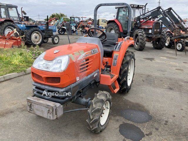 Kubota TRACTOR(Kubota) mototraktor