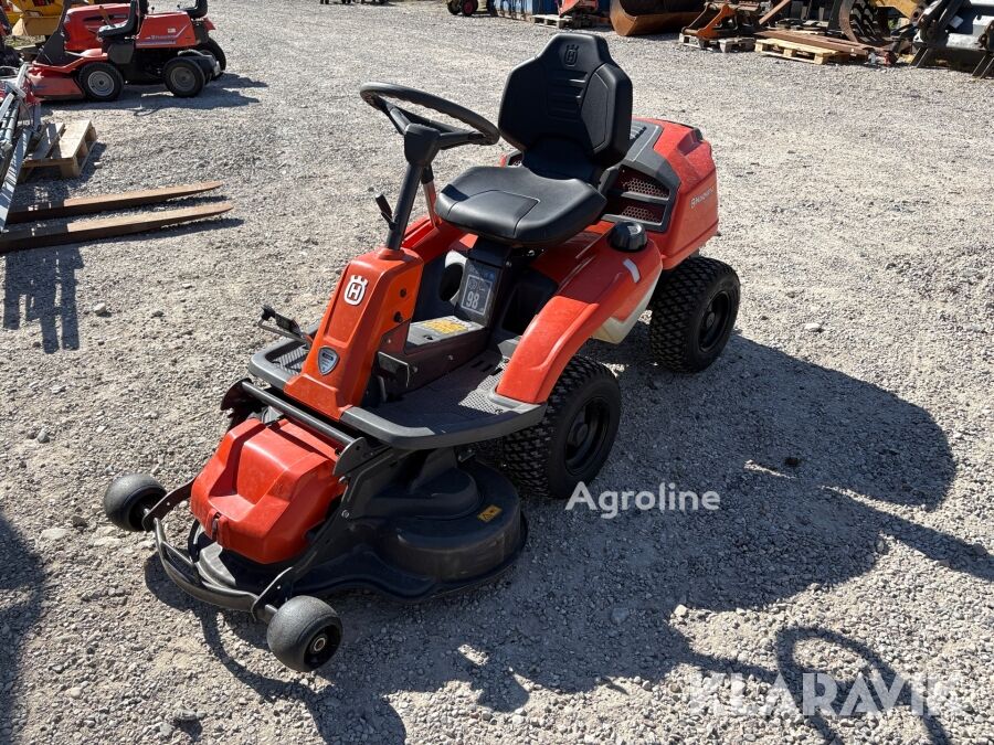 Prodaje se Husqvarna R214TC comfort edition traktor kosilica na aukciji