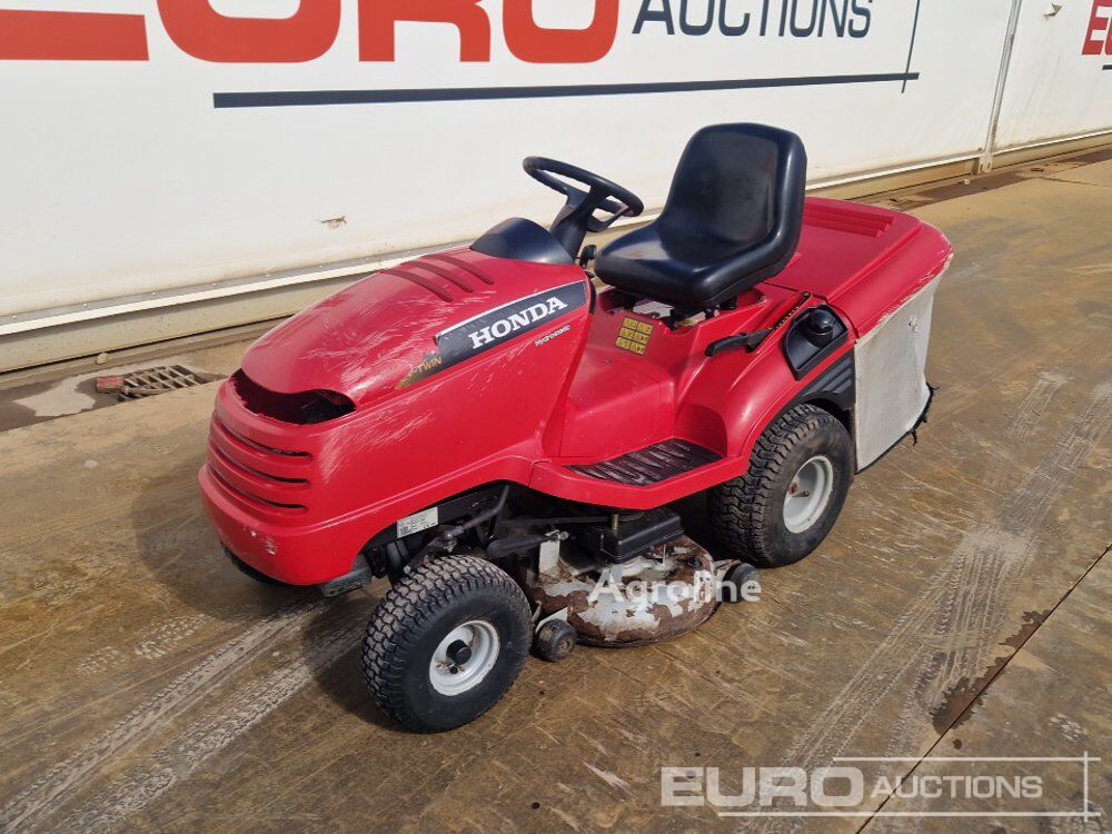Prodaje se Honda 2417 traktor kosilica na aukciji