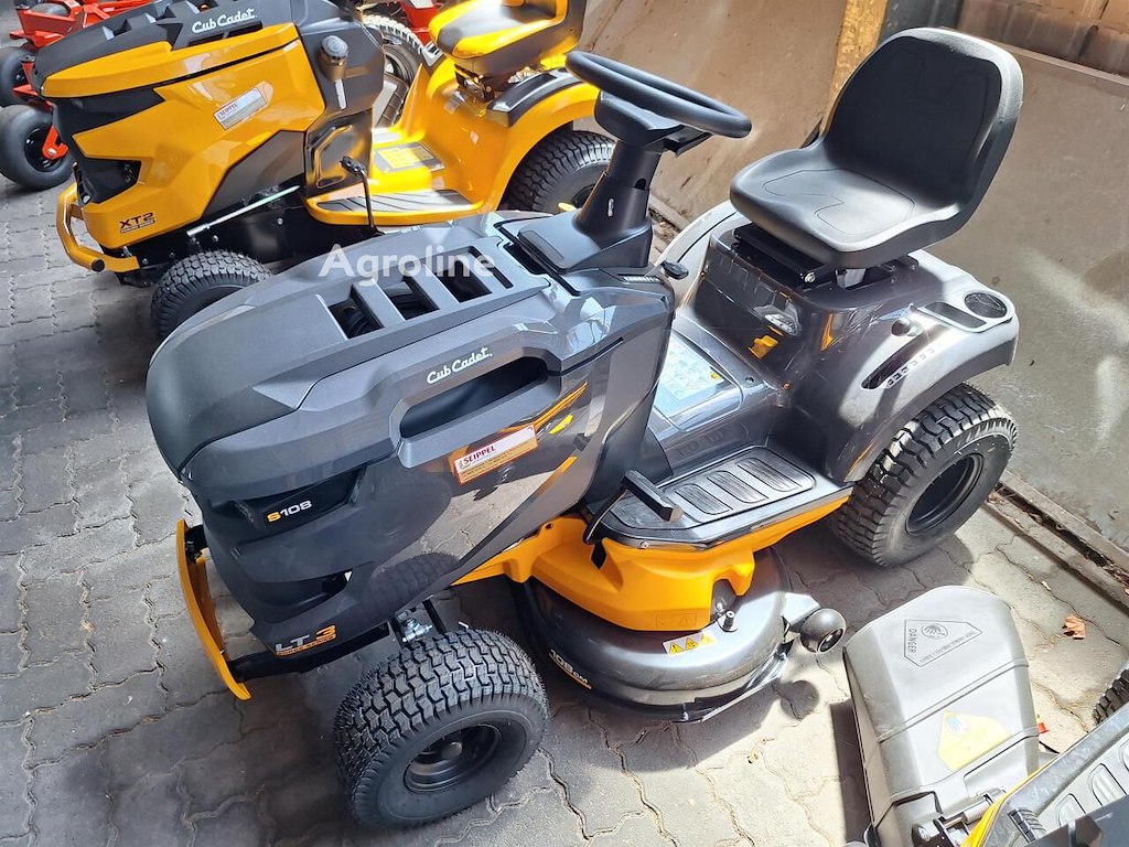 Novi Cub Cadet Cub Cadet LT3 S108 RASENTRATOR traktor kosilica