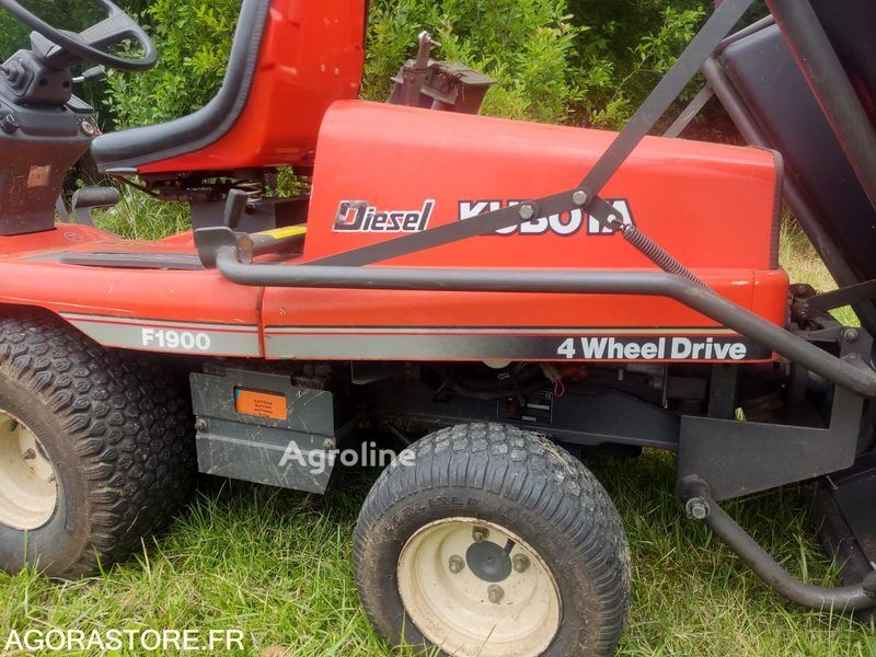 Prodaje se Kubota F1900 traktor kosilica na aukciji