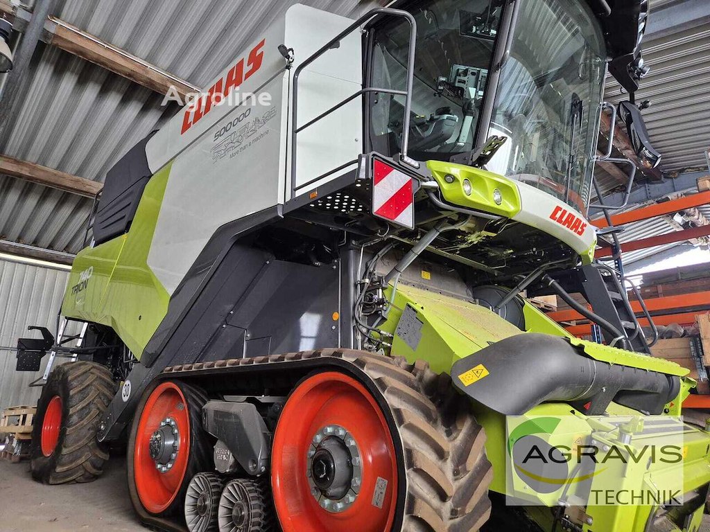 Novi Claas TRION 740 TERRA TRAC kombajn za žito