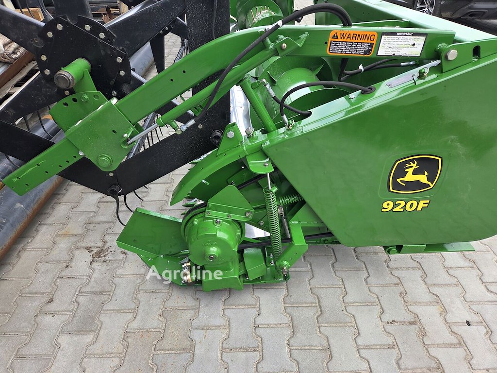 John Deere 920F Mega adapter za žito
