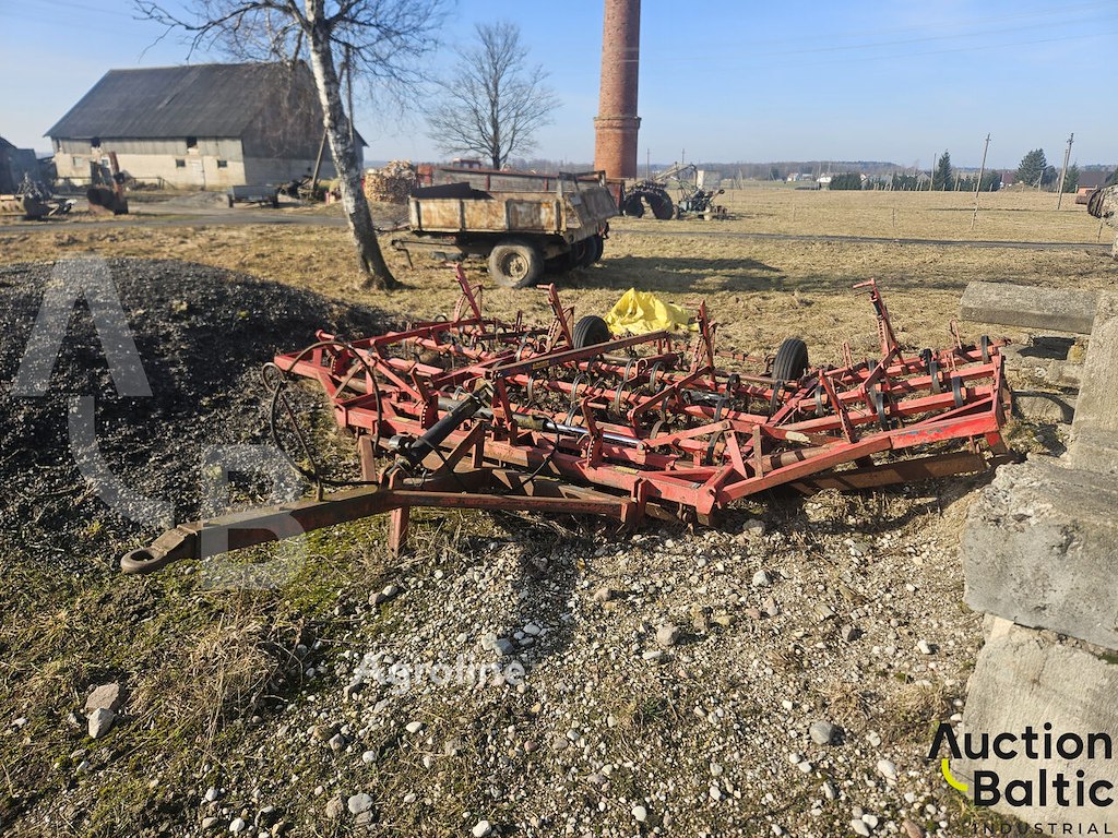 Prodaje se Väderstad zupčastu drljaču na aukciji