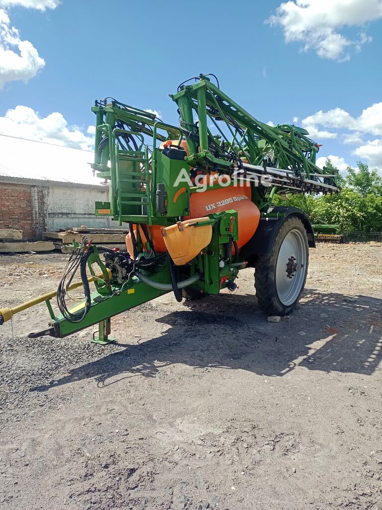 Amazone UX vučena prskalica