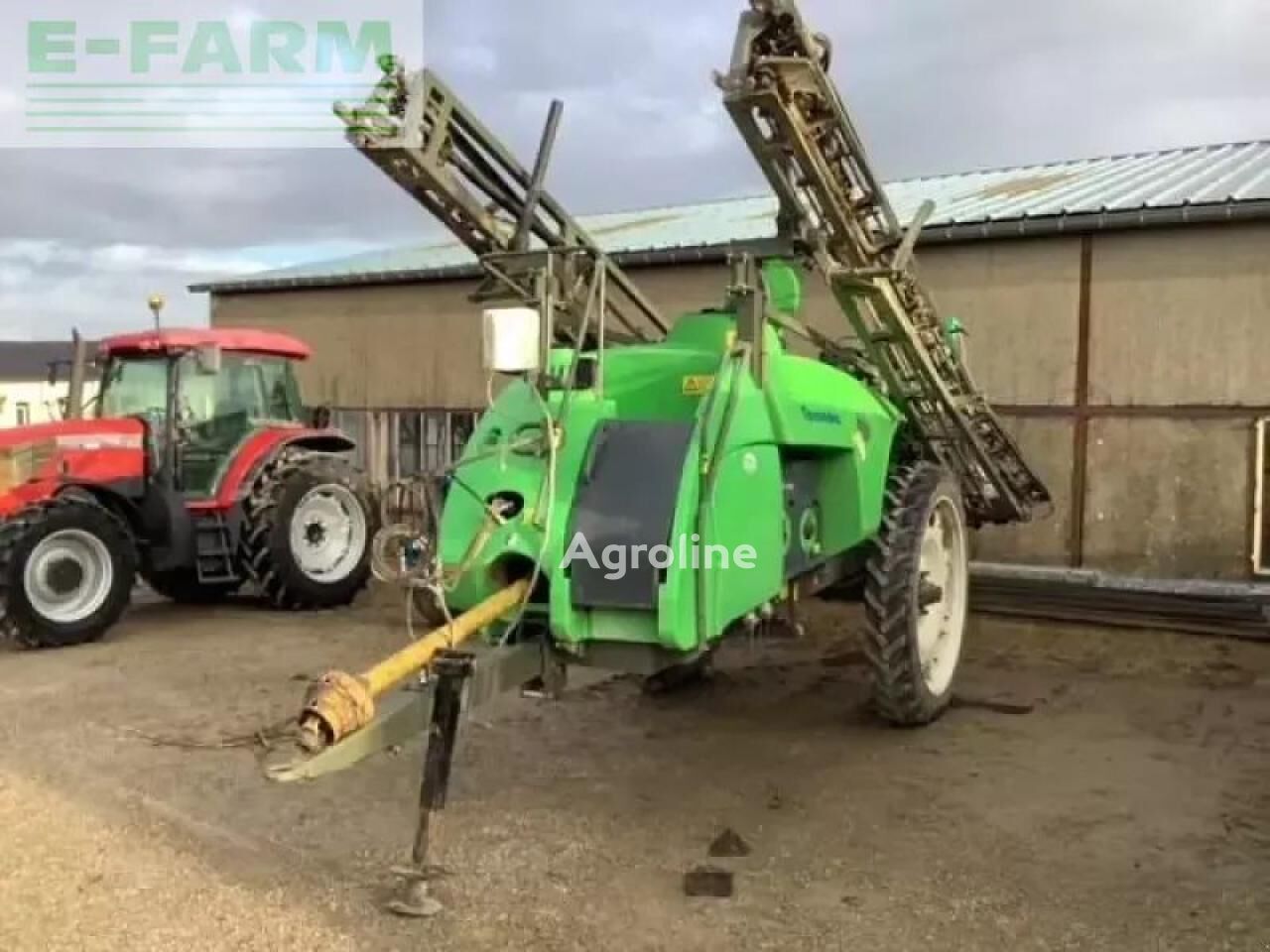 Tecnoma 3000l vučena prskalica