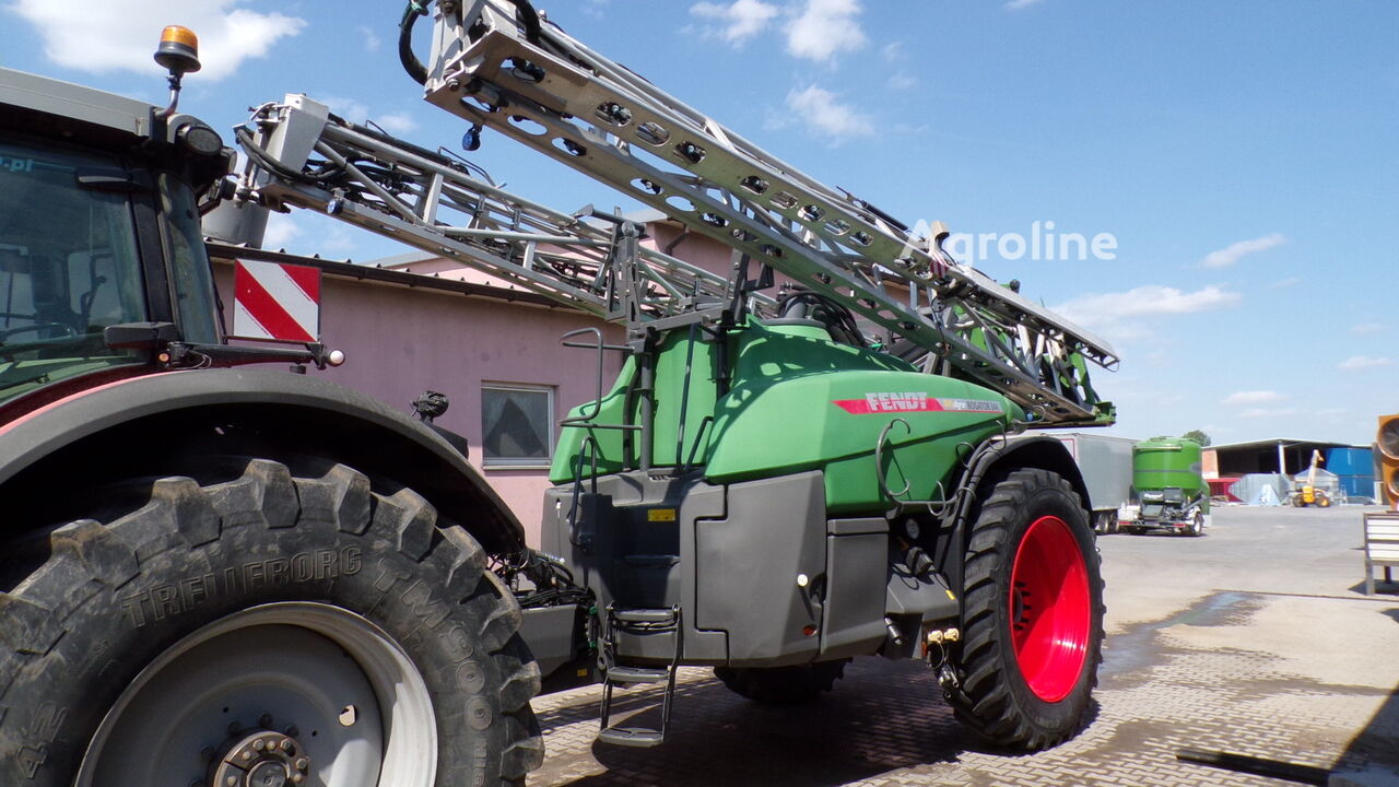 Fendt Rogator 344 vučena prskalica