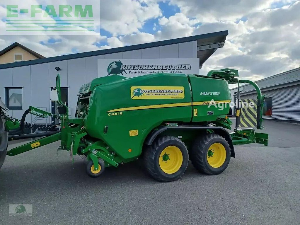 John Deere c441r balirka za četvrtaste bale
