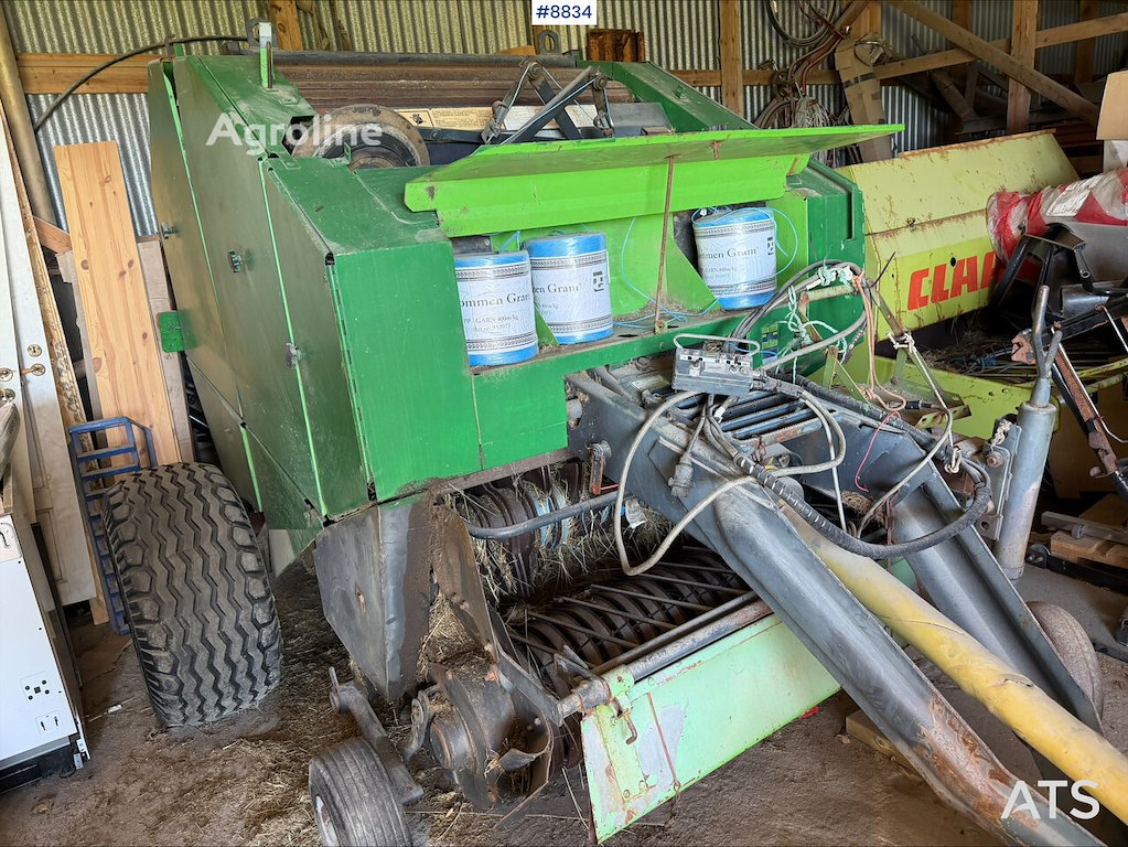 Deutz-Fahr 6811 balirka za okrugle bale