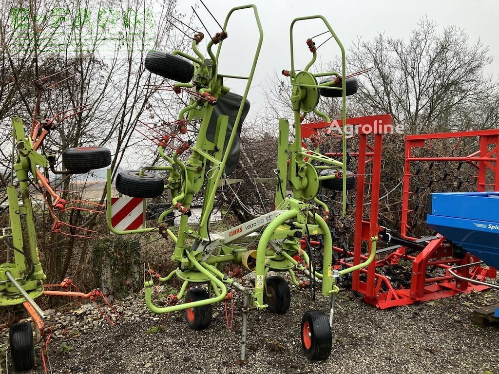 Claas volto 58 prevrtač sena