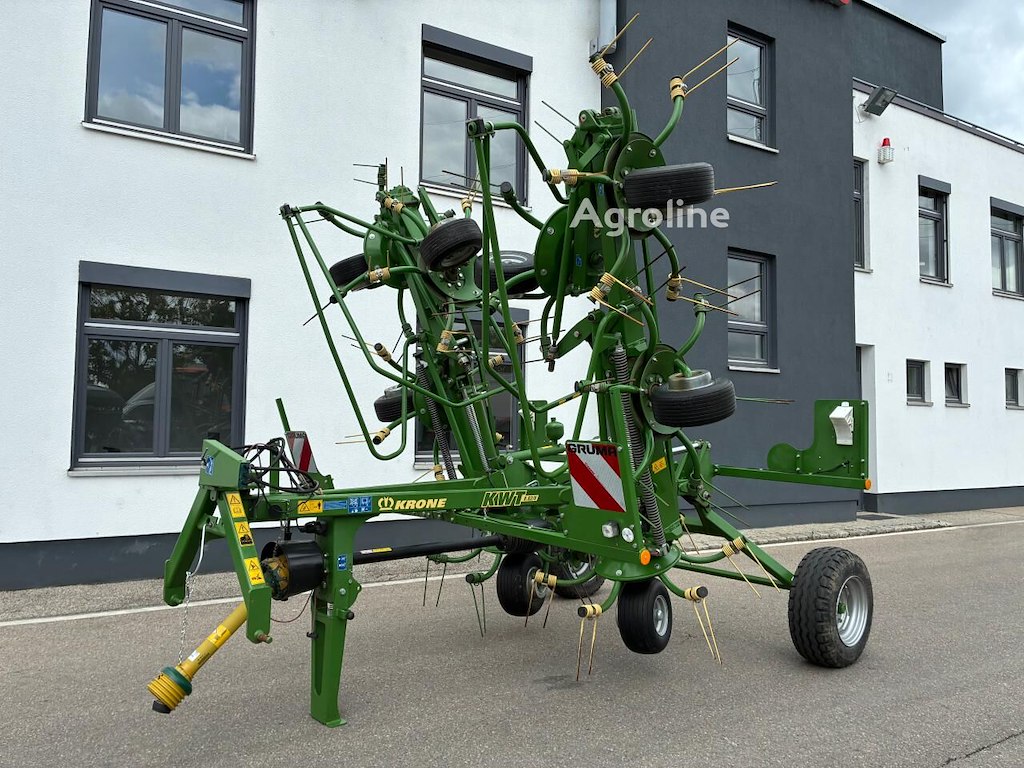 Krone KWT 8.82/8 prevrtač sena