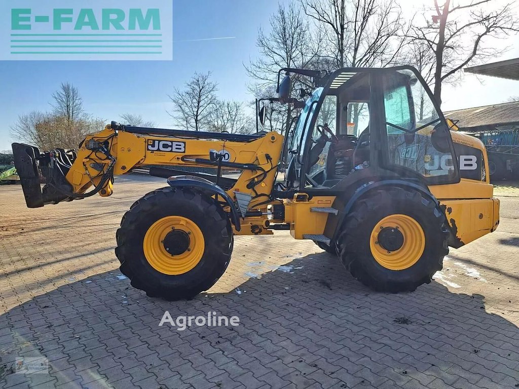 JCB TM320 S poljoprivredni utovarivač