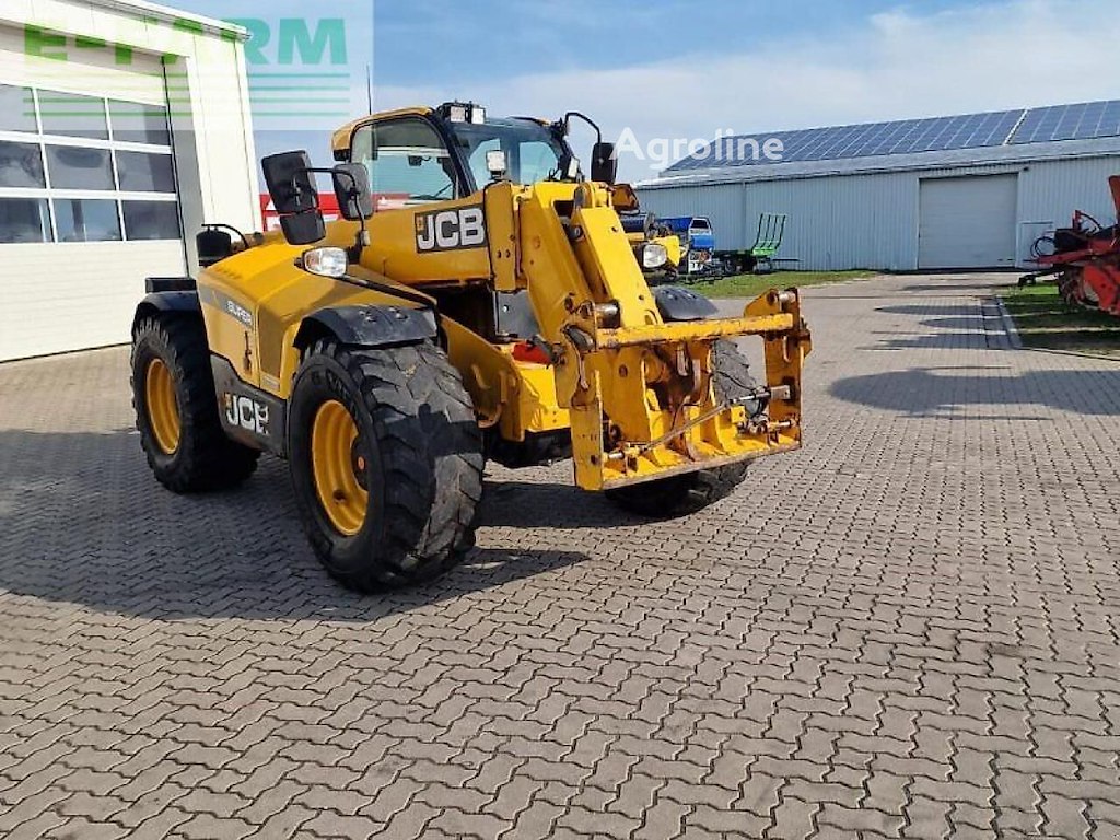 JCB 542-70 poljoprivredni utovarivač
