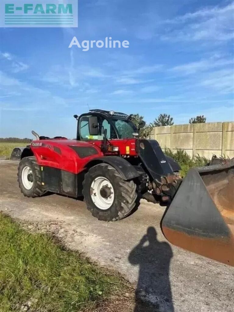Case IH farmlift 742 poljoprivredni utovarivač