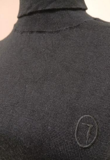 Trussardi muška rolka 100%wool