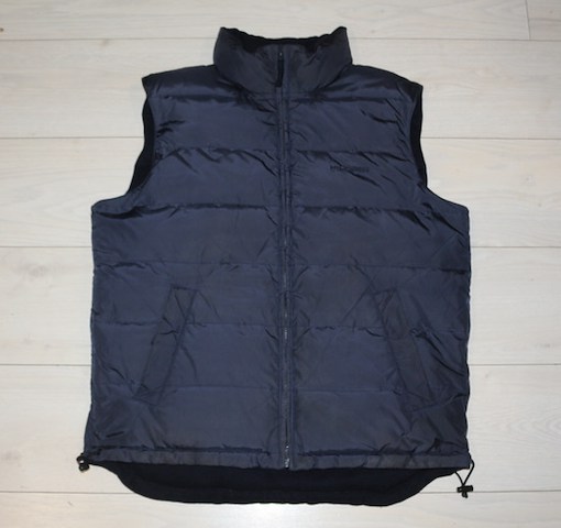 TOMMY HILFIGER perjani prsluk vel.L ! ! !
