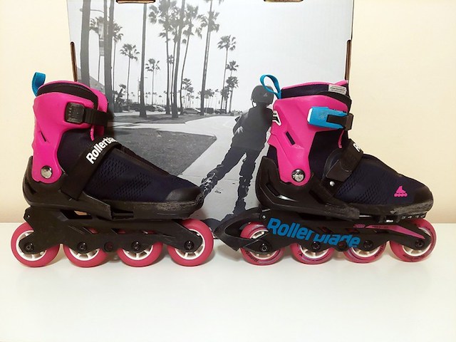 Rollerblade Microblade roleri broj 33 - 36,5