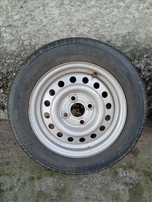 Prodajem 2 čelične felne za Autoprikolicu 13 inča