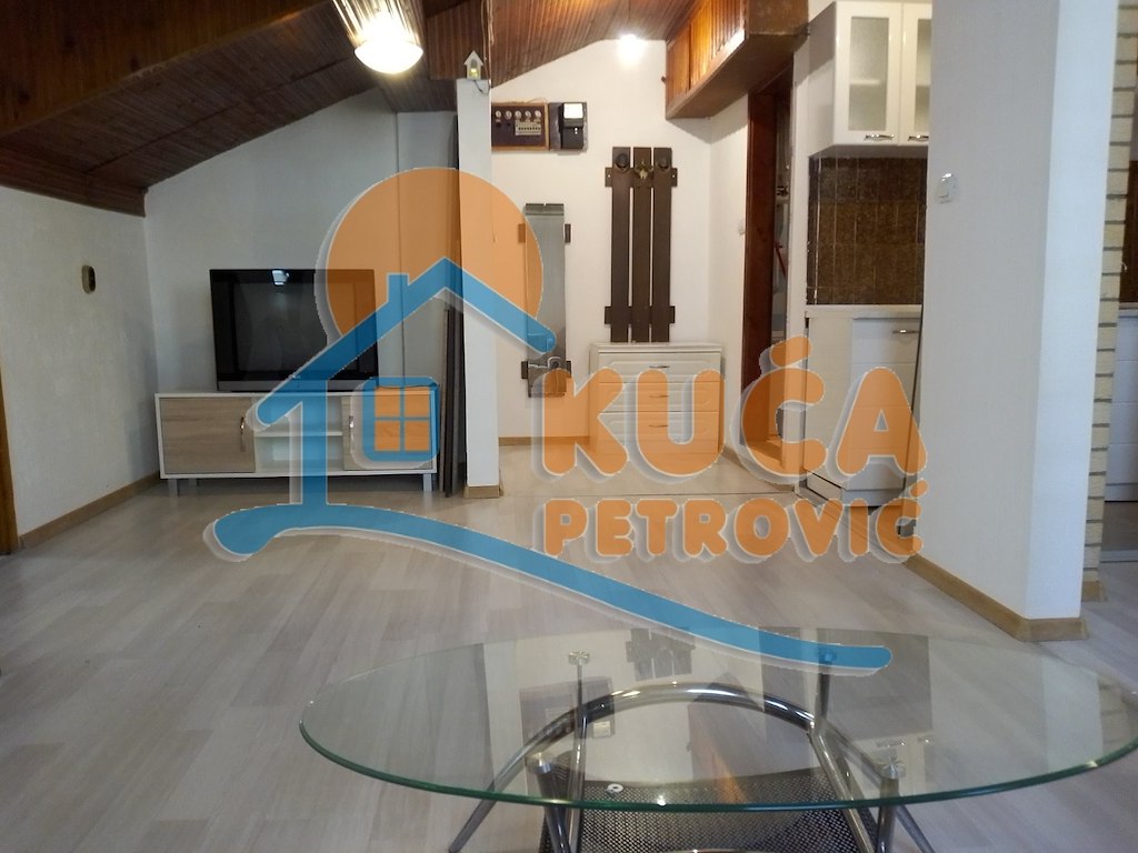 Dvosoban stan, 61 m2, Dom zdravlja, Vojvode Mišića ID: i-06395