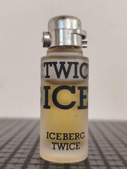 Twice ICEBERG vintage