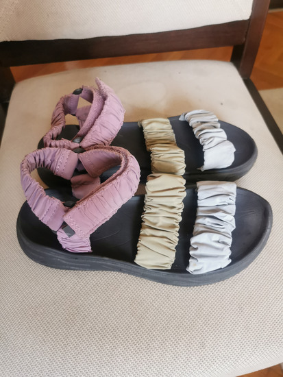 ZARA SANDALE ZA DEVOJČICE 35