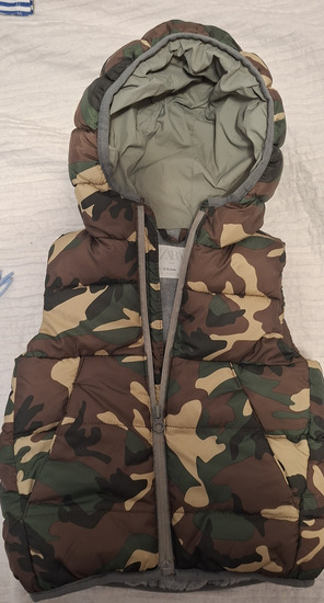 Zara nov prsluk 92/98