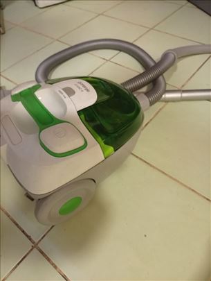Usisivač Gorenje bez kese kompletan