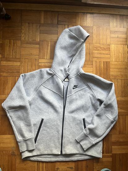 Nike Tech Fleece