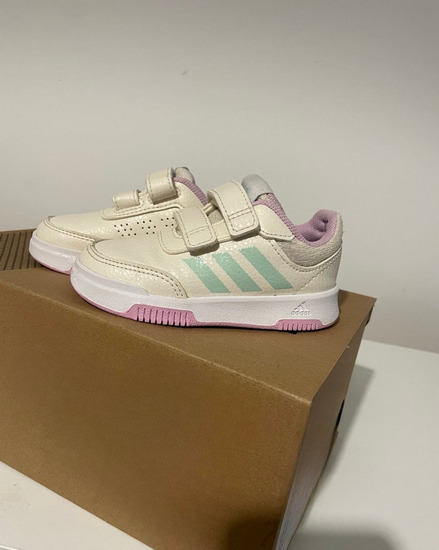Adidas patike za devojčice