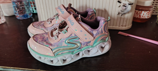 SKECHERS patike br. 26