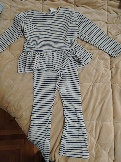 Zara komplet 104