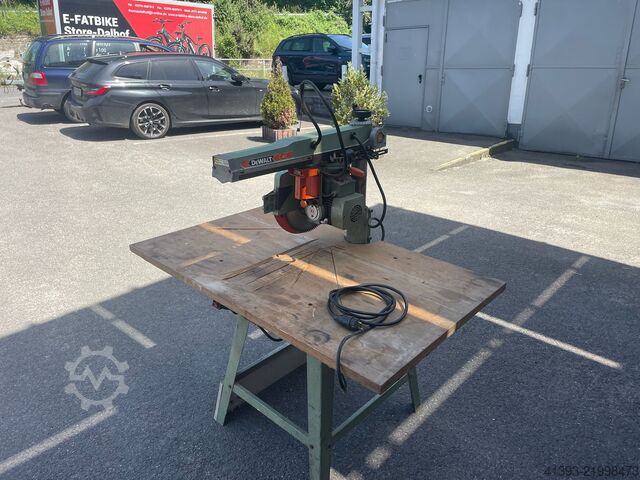 Radijalna testera Radijalno krako-testera
DeWalt 1370