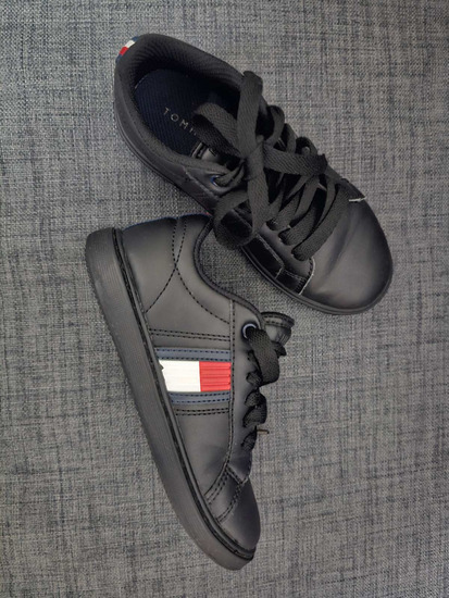 Tommy Hilfiger dečije patike 29 (SNIŽENO)
