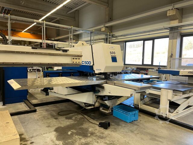 Mašina za probijanje i grickanje
TRUMPF Trumatic 500 R FMC