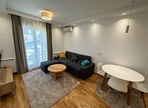 Izdavanje Stan - Beograd, Zvezdara: Kluz - Zeleno brdo - Olimp