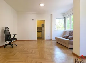 Izdavanje Stan - Novi Sad, Socijalno - Rotkvarija