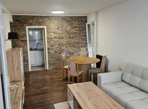 Izdavanje Stan - Niš, Medijana: Čair