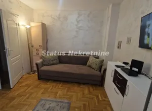 Izdavanje Garsonjera - Novi Sad, Železnička stanica - Banatić