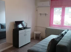 Izdavanje Stan - Novi Sad