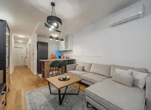 Izdavanje Stan - Beograd, Zvezdara: Vukov spomenik - Đeram