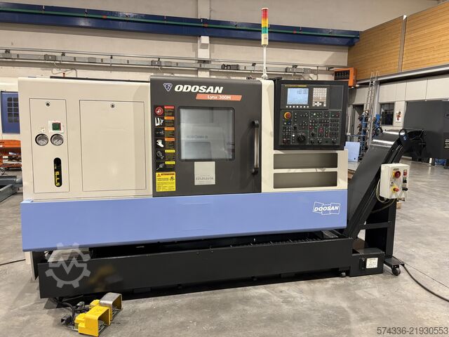 CNC strug
DOOSAN LYNX 300M