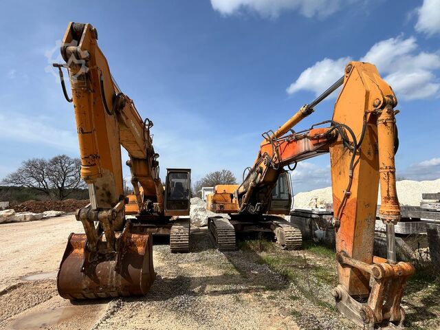 Guseničarski bager
Fiat-Hitachi FH 300 T