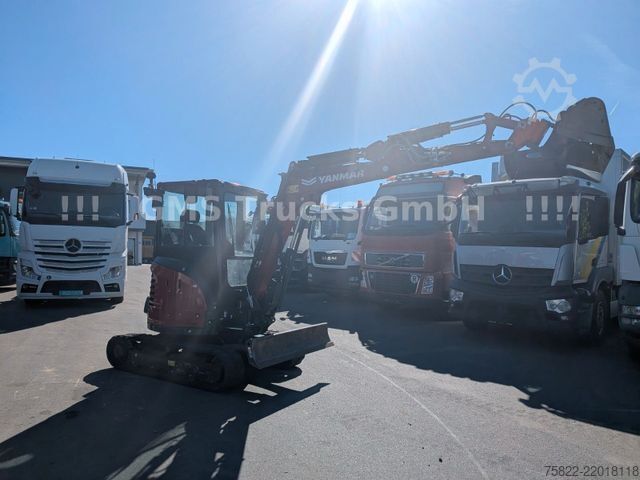 Mini bager
YANMAR VIO 33 - 6 / POWERTILT / 3 Löffel / D-Maschine