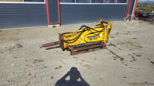 Guseničarski bager
Liebherr Neumeier NB50S / Lehnhof aufnahme Abbruch Hammer
