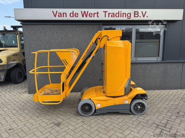 Haulotte Star 10 Električni stubni radni podizac / Vertikalni podizac sa radnom visinom 10M 2011
HAULOTTE Star 10 Electric Masthoogwerker / Vertical Boom lift 10M werkhoogte 2011