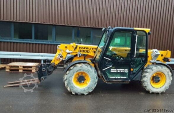 Teleskopski utovarivač
JCB 525-60 HI VIZ