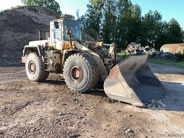 Utovarivač
Komatsu WA470-3H