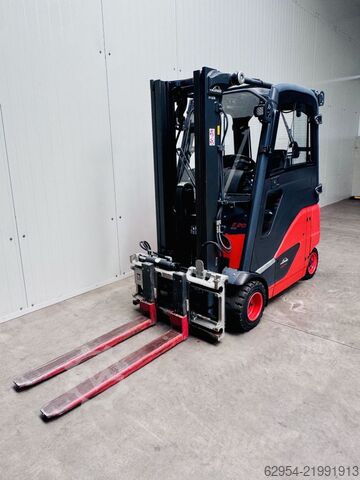 Električni viljuškar za 4 točka
Linde E 20 PH-02 EVO Triplex Kabine ZVG