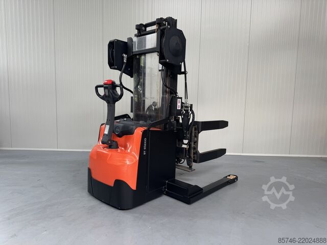 SWE 140 S - sa MENJAČEM PALETA!!
TOYOTA SWE 140 S - with PALLETCHANGER !!