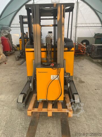 Reach truck
Jungheinrich ETV 214 E GE 115 – 455 DZ